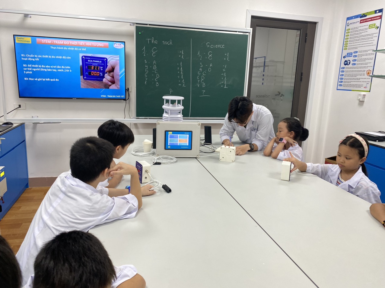 Dịch vụ trải nghiệm Stem Thời Tiết