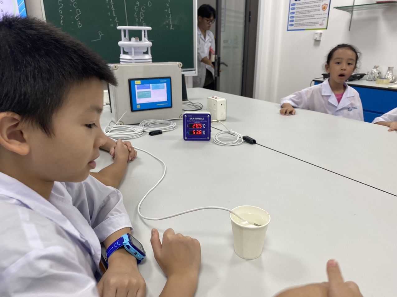 Dịch vụ trải nghiệm Stem Thời Tiết